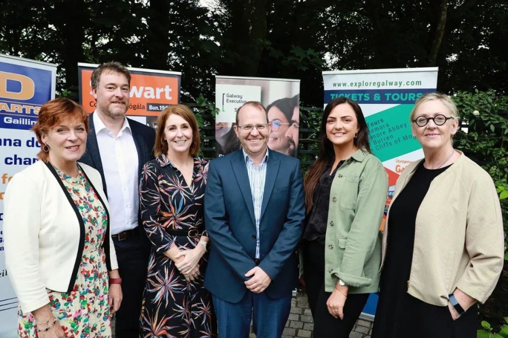 Fulacht Fia Chairde Ghaillimh le Gaeilge 2024 - Stewart Construction